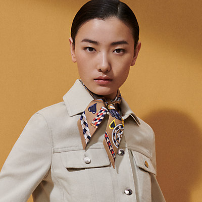 Twilly 《カヴァリエ・アン・フォルム》 | Hermès - エルメス Twilly 《カヴァリエ・アン・フォルム》 | Hermès - エルメス